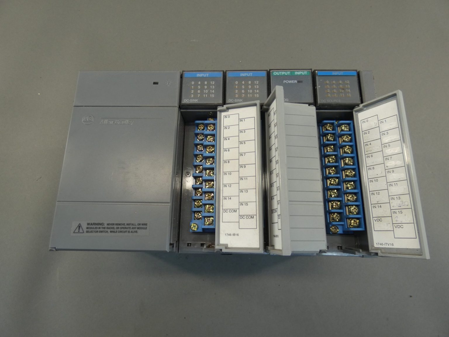 Allen-Bradley SLC 500 1746-P2 Power Supply, 1746-A4 4-Slot Rack, 1746 ...