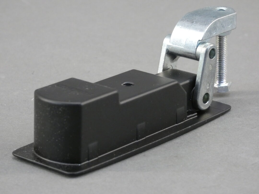 Southco C2-42-35 Sealed Compression Lever Latch – GPM Surplus
