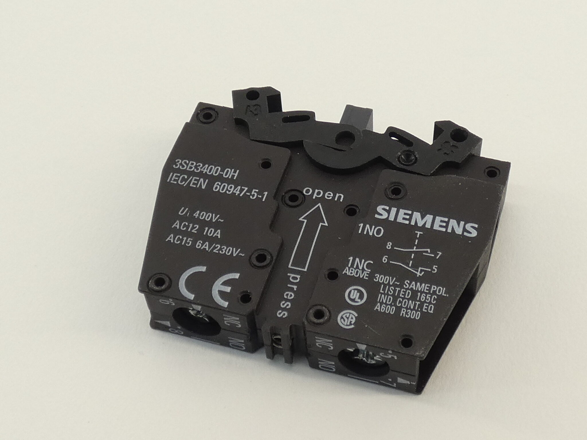 Siemens 3SB3400-0H Contact Block – GPM Surplus