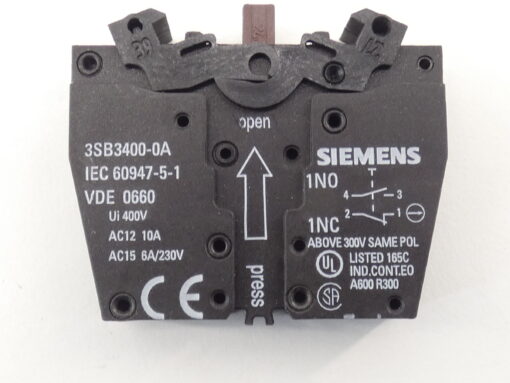 *Lot of 34* Siemens 3SB3400-0A Contact Blocks, 230V, 10A – GPM Surplus