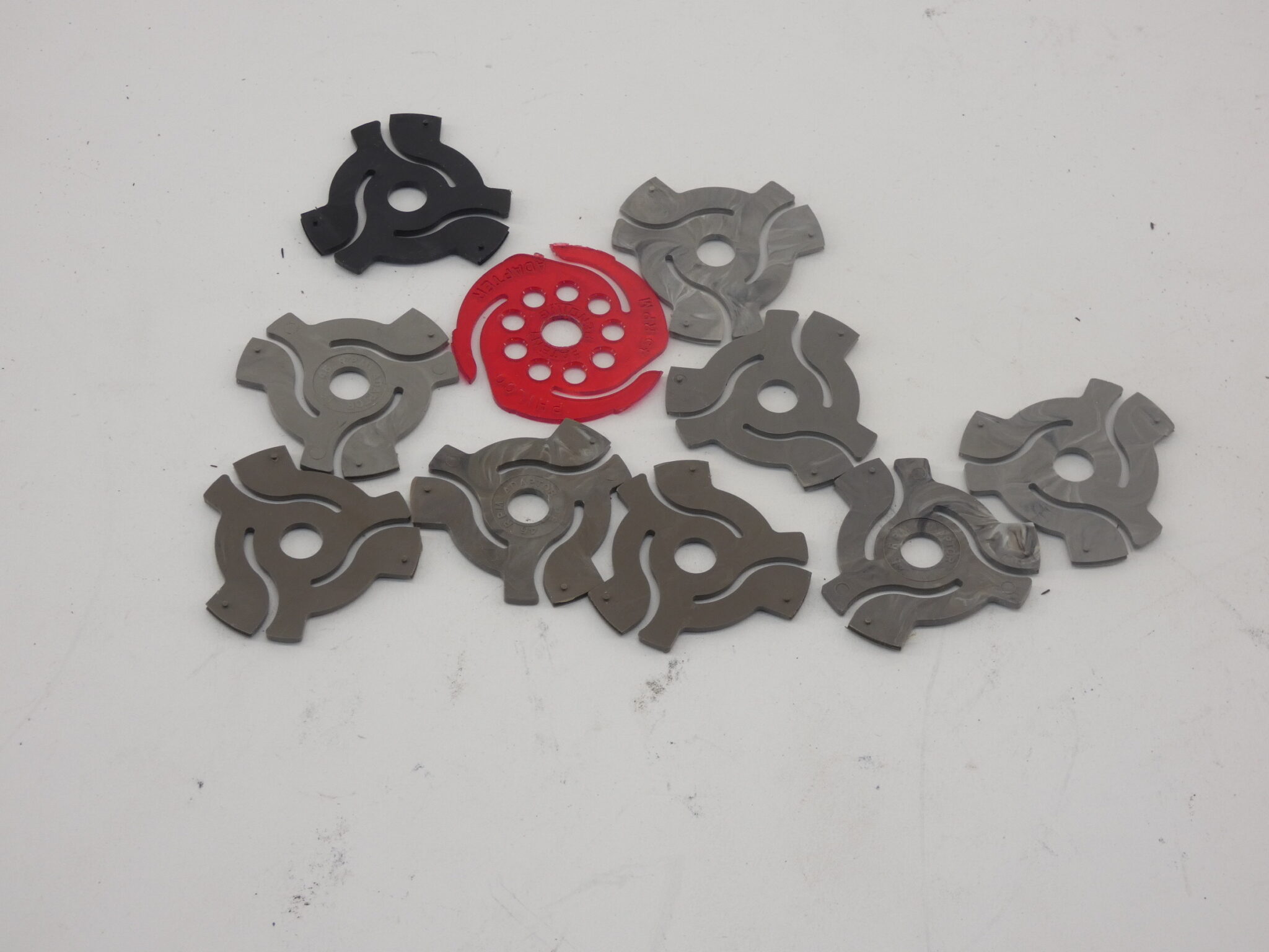 *Lot of 10* 45 RPM Adapters, 45 RPM Records, Plastic – GPM Surplus