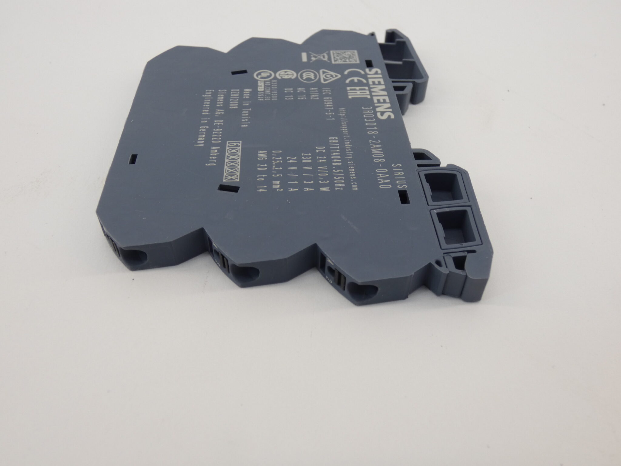 *Lot of 3* Siemens 3RQ3018-2AM08-0AA0 Coupling Relay 24VDC – GPM Surplus