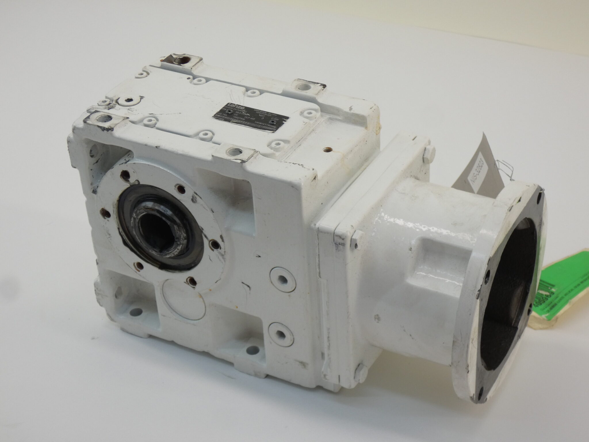 Lenze GKS05-3N HAR 5C Gearbox, Helical Gear Reducer – GPM Surplus