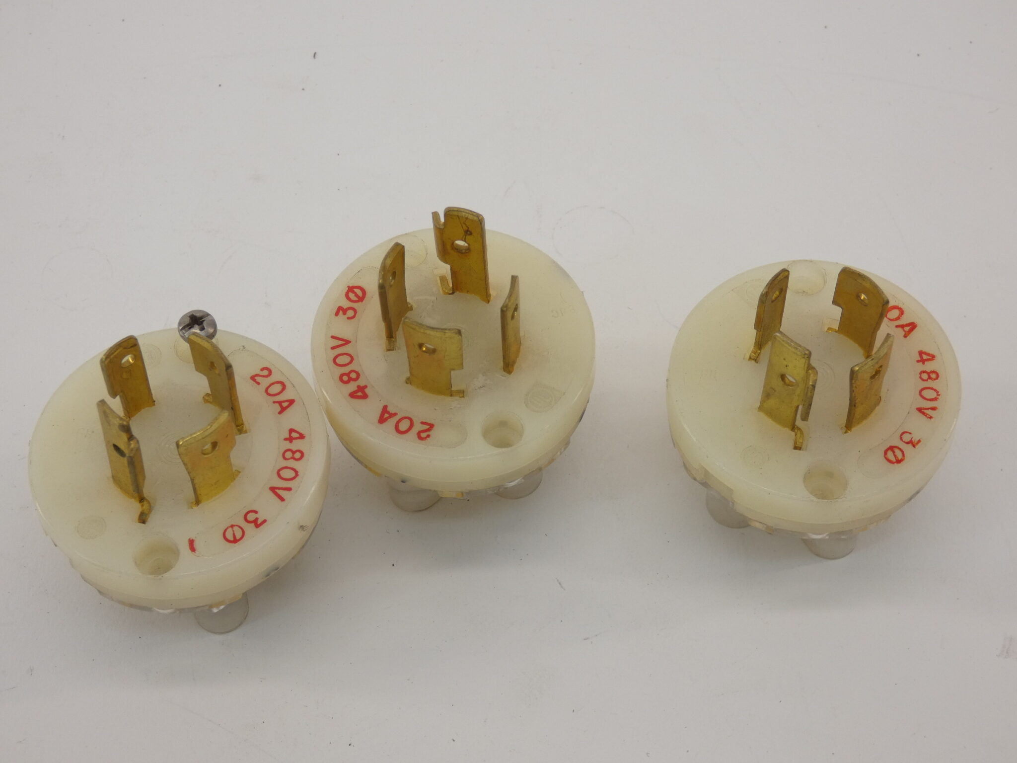 *Lot of 3* Twist-Lock Male Electrical Plugs 480V 20A 3PH – GPM Surplus