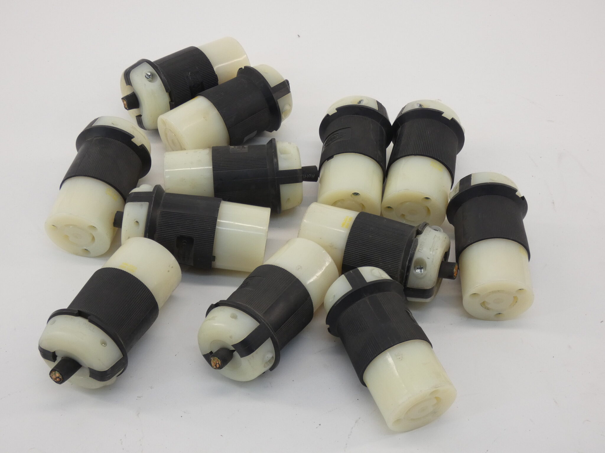 *Lot of 12* Hubbell HBL2313 Twist Lock Connector Receptacle, 20A, 125V ...