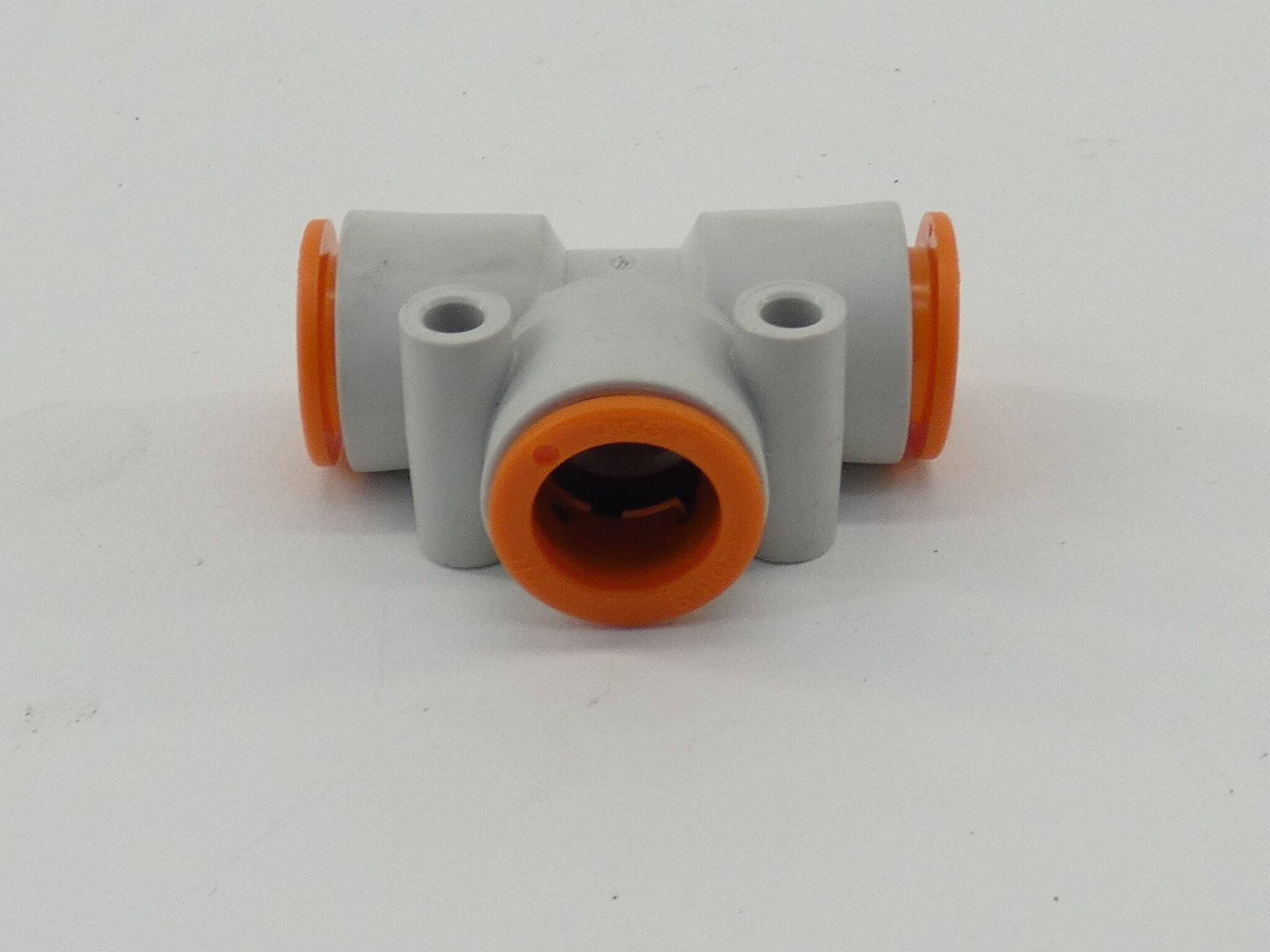 *Lot of 4* SMC KQ2T13-00A 1/2″ Union Tee Fitting – GPM Surplus